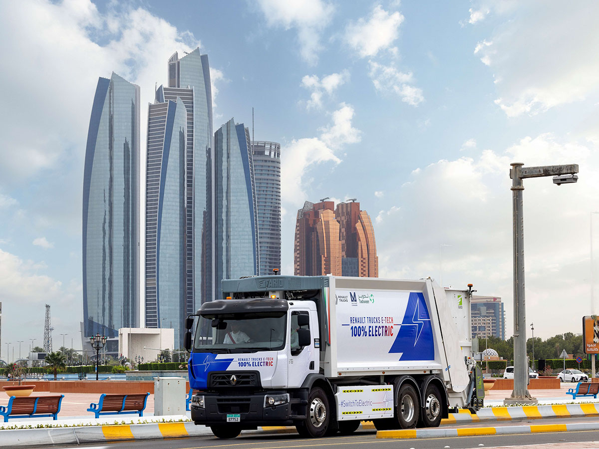Renault Trucks debuts the first 100% electric waste truck in the UAE ...