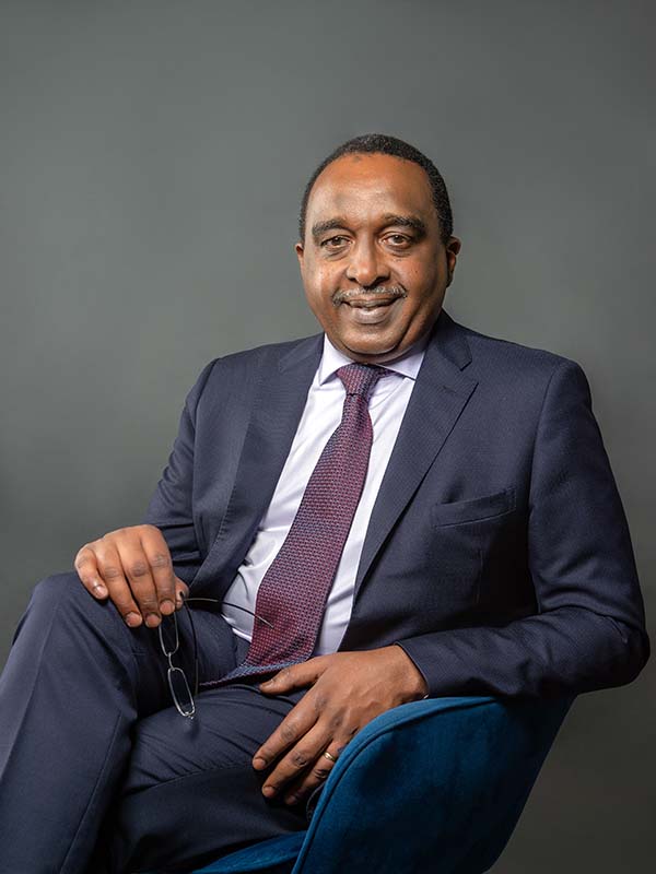 SAMENA Council Leaders’ Summit 2025 advocates and bats for digital ...