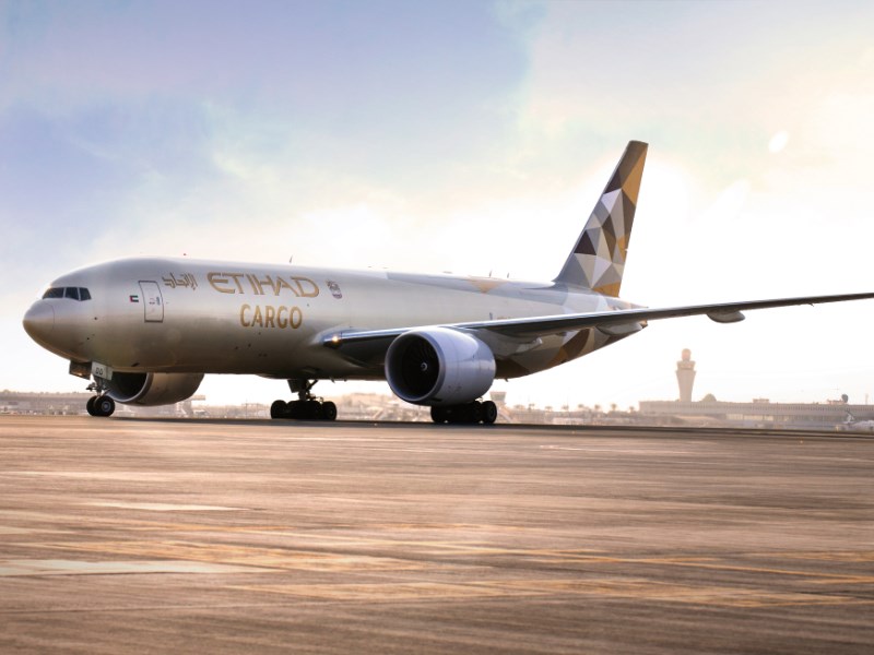 Etihad Airways lessens carbon footprint - LogisticsGulf
