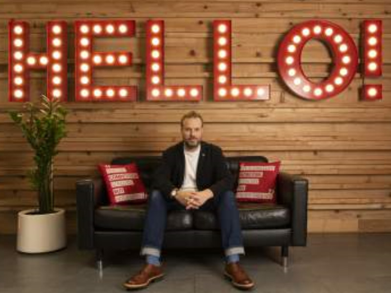 Virgin Mobile UAE appoints Rob Beswick as new Managing Director ...